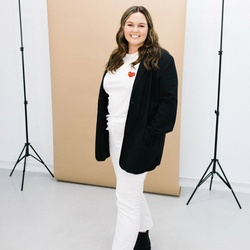 Hannah Armstrong-Gardner - AWNZ